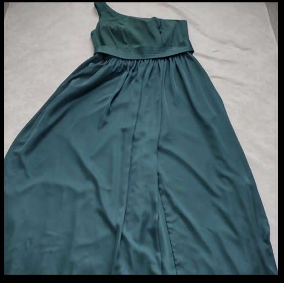 vera wang white | Dresses | Vera Wang White One Shoulder Gown With Sash ...